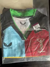 Product was shipped very quickly, spectacular replica and very good ...