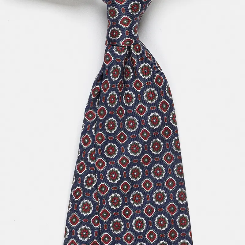 High-Quality 100% Silk Red Necktie, Luxury Business Wedding Essential.