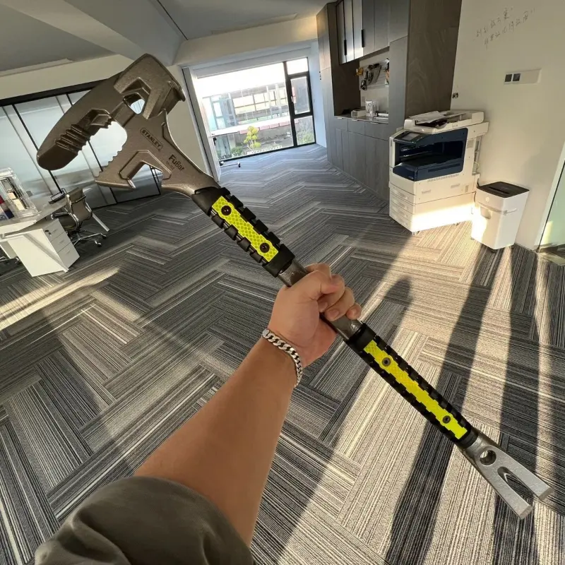 Emergency Rescue Hammer, Multifunctional Safety Tool, Carbon Fiber ...