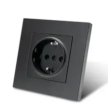 1 Socket With Ground