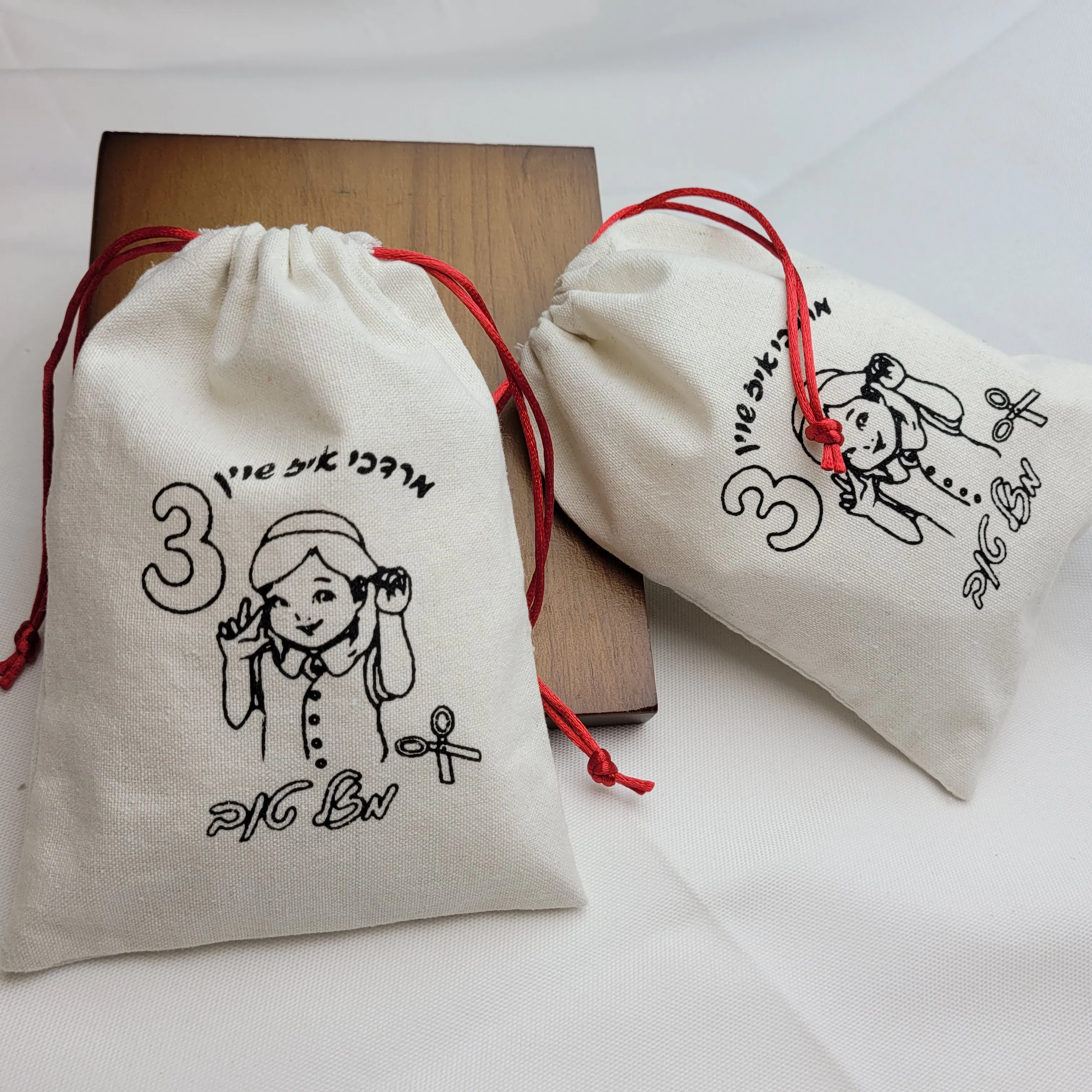 US $13.50 / lot (50 Pieces)