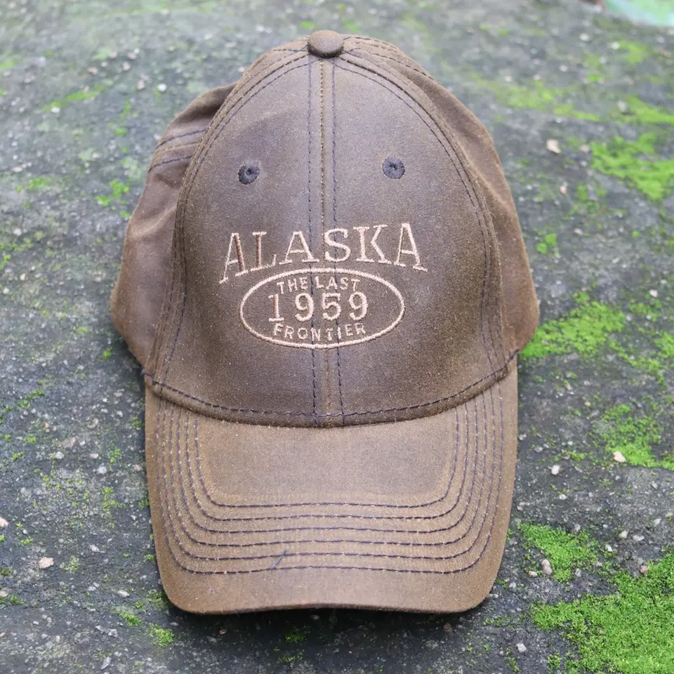 Outdoor Oil Wax Baseball Hat For Camping, Hiking, And Sports Travel.