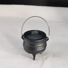 Mini Three-Legged Cast Iron Pot For Delicious Casseroles And Ishinabes.