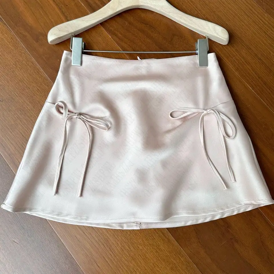 US $4.06