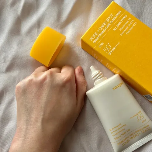 Celimax Pore + Protector Solar Iluminador De Manchas Oscuras